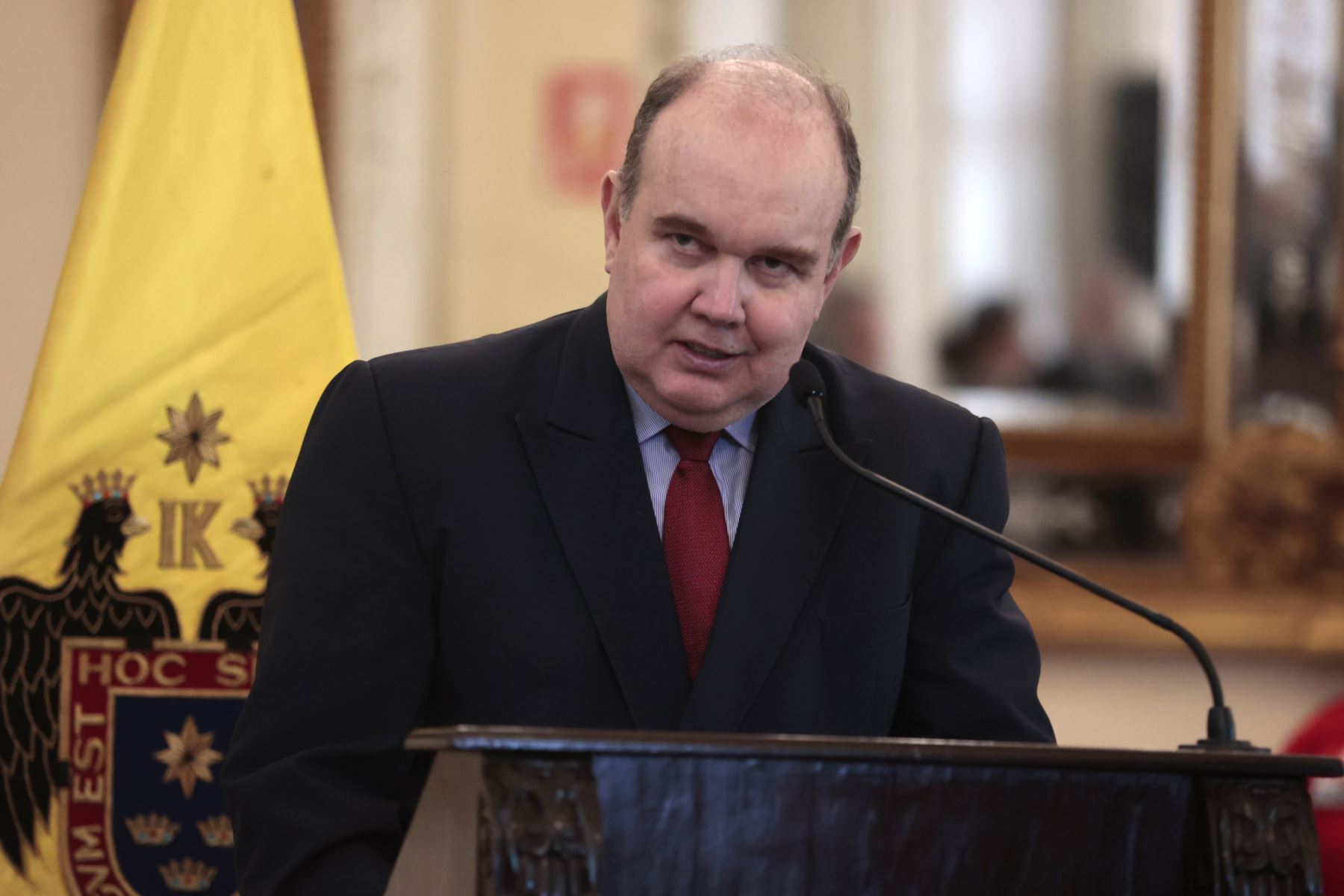 López Aliaga arremete contra Gustavo Petro y defiende soberanía peruana ...