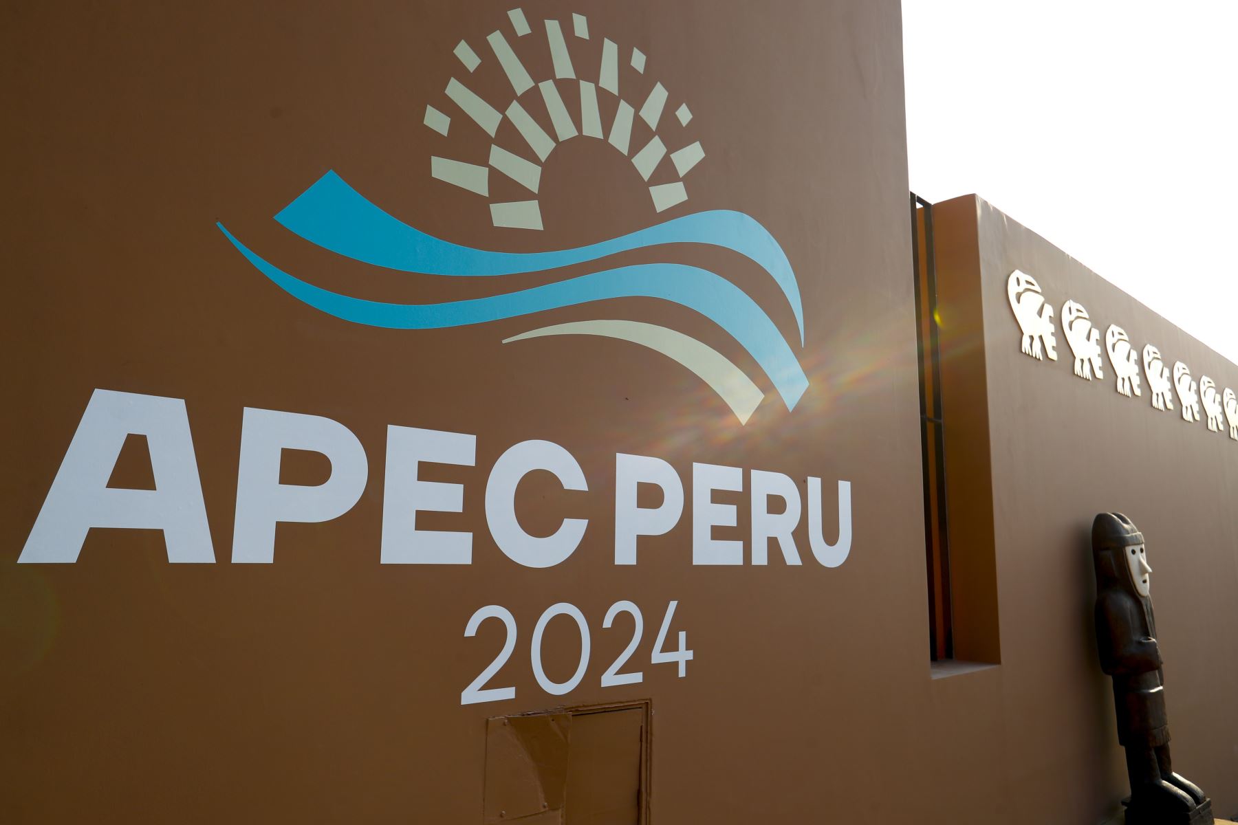 APEC 2024: Declaran el 14, 15 y 16 días no laborables a nivel de Lima y Callao - Caretas Nacional