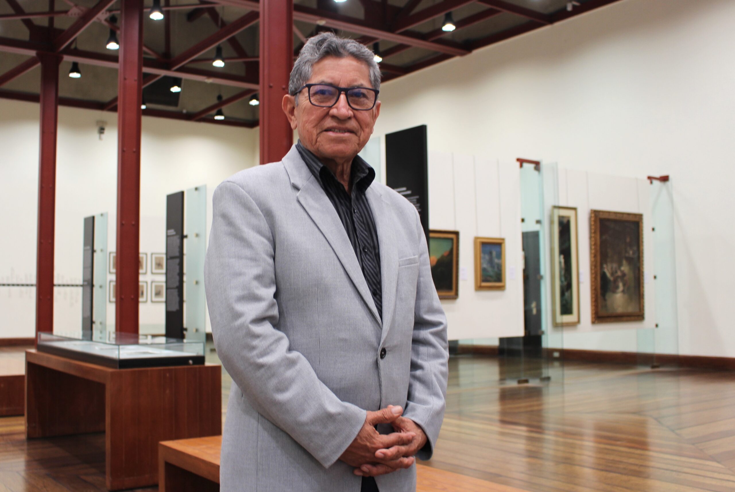 Roberto Rosario Vidal wins the 2024 BCRP "Julio Ramón Ribeyro" competition for short novels ...