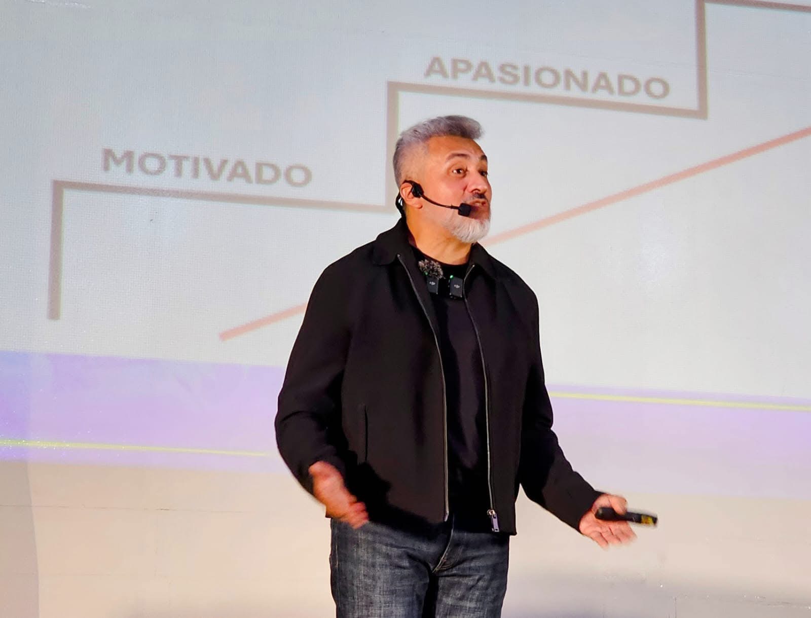 Sandro Meléndez presenta "Ventas Salvajes 2" en noviembre - Caretas Estilo de vida