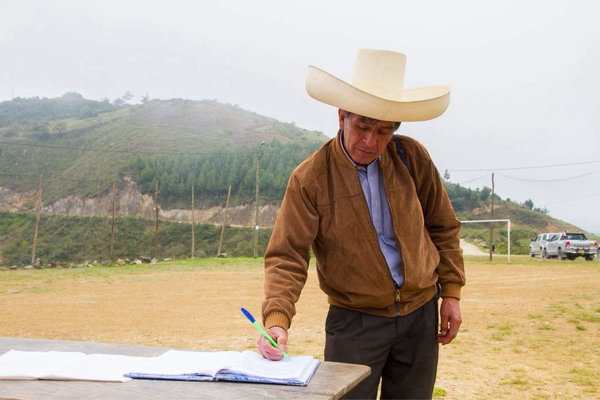 Hermano de Pedro Castillo encabeza lista al Senado por Juntos
