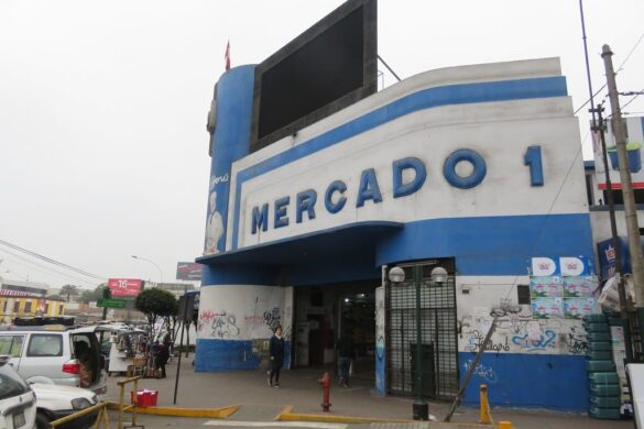 Incendio afectó quinta histórica del Cercado de Lima y dejó 13 familias ...